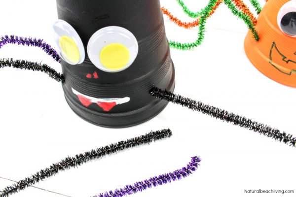 How to Make Halloween Styrofoam Cup Crafts - Easy Pumpkin and Spider ...