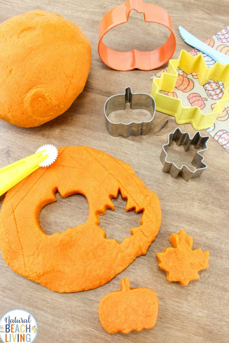 Pumpkin Playdough Recipe - The Best Pumpkin Pie Play Dough - Natural ...