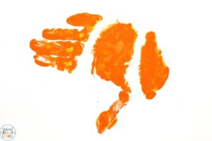 Handprint Fish Crafts for Preschoolers - Easy Under the Sea Activities ...